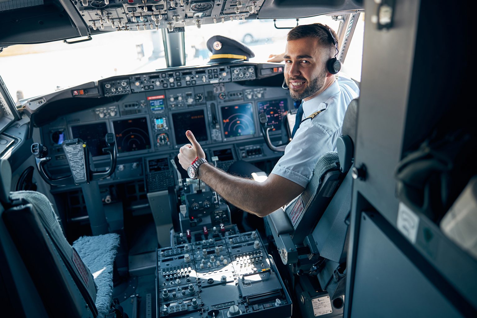 Top Soft Skills Every Successful Airline Pilot Should Master